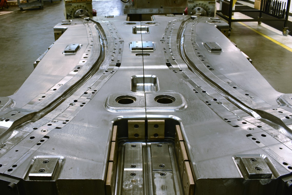 Hydroforming dies - Hydroforming Dies, Parts and Technology by Schuler